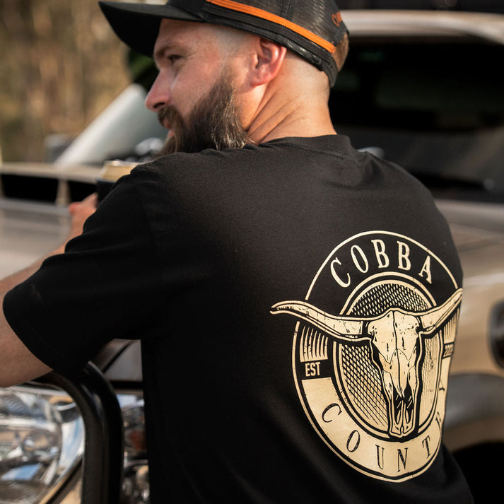 Men's Hunter Tee - Black & Sandy Taupe – Cobba Country